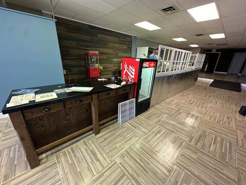 Two Cheezy Guyz closes downtown Big Rapids storefront