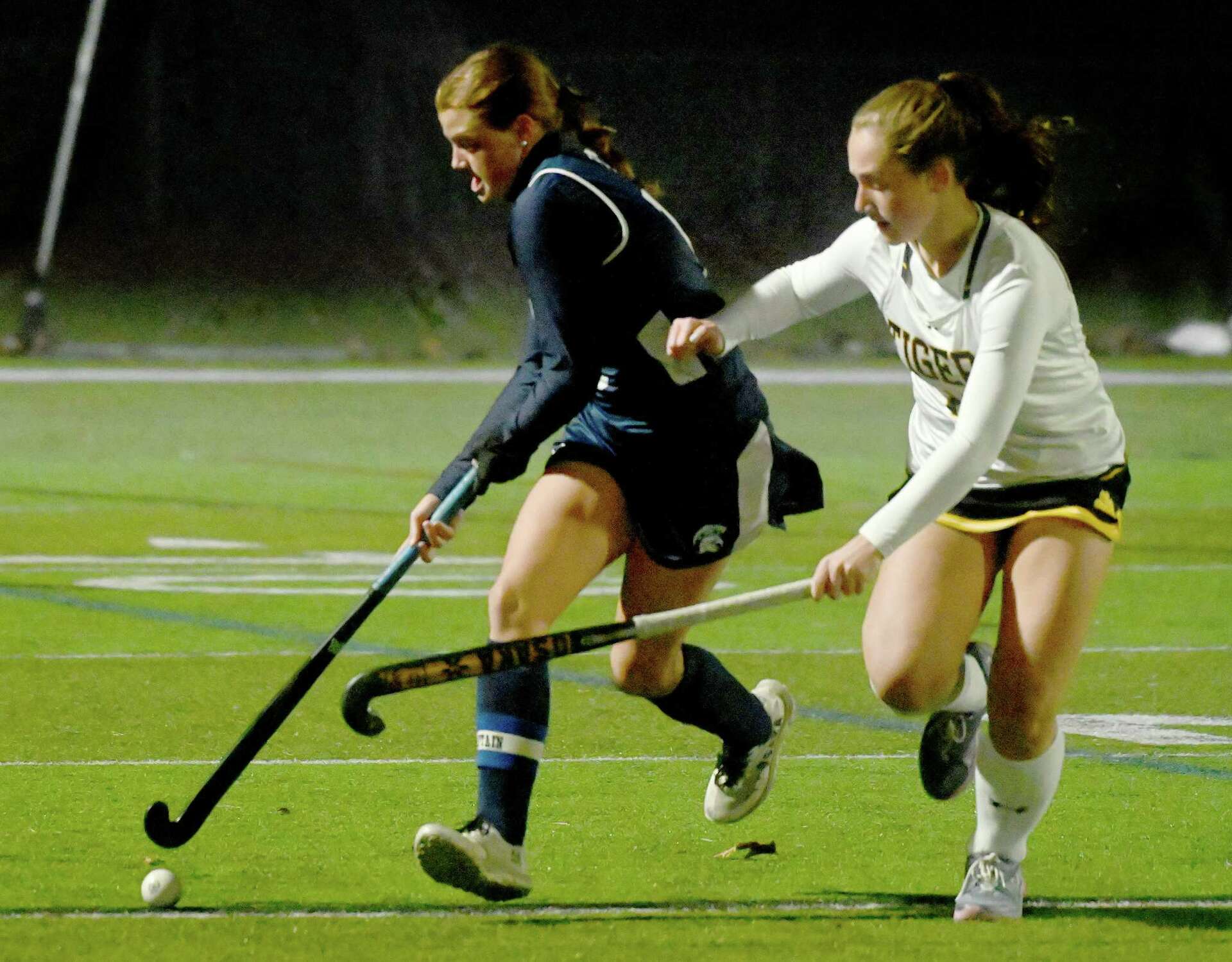 Shepaug Valley field hockey team knocks off reigning champ Daniel Hand