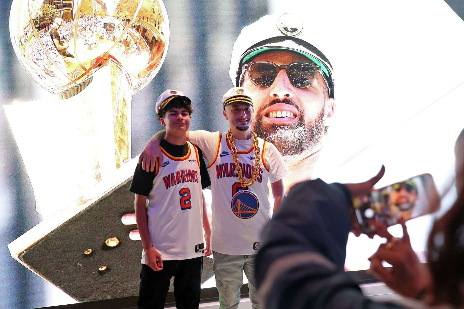 Ex-Warrior Klay Thompson awash in adoration in return ot Chase Center