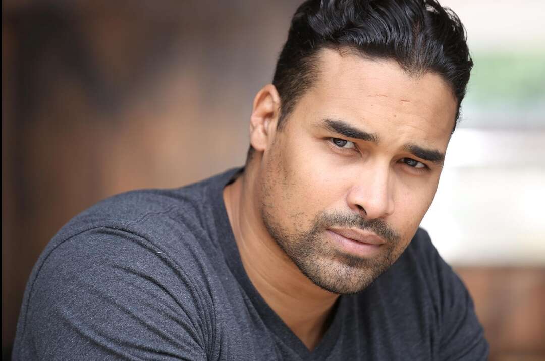 'Red One' stars Reinaldo Faberlle as Agent Garcia, talking polar bear