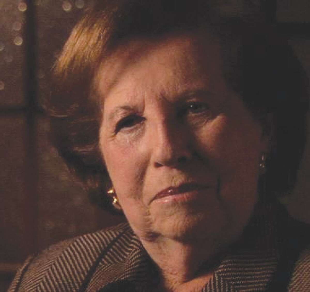 Holocaust survivor to speak