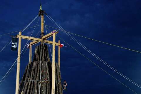 Burn ban delays bonfire before Texas-Texas A&M rivalry game