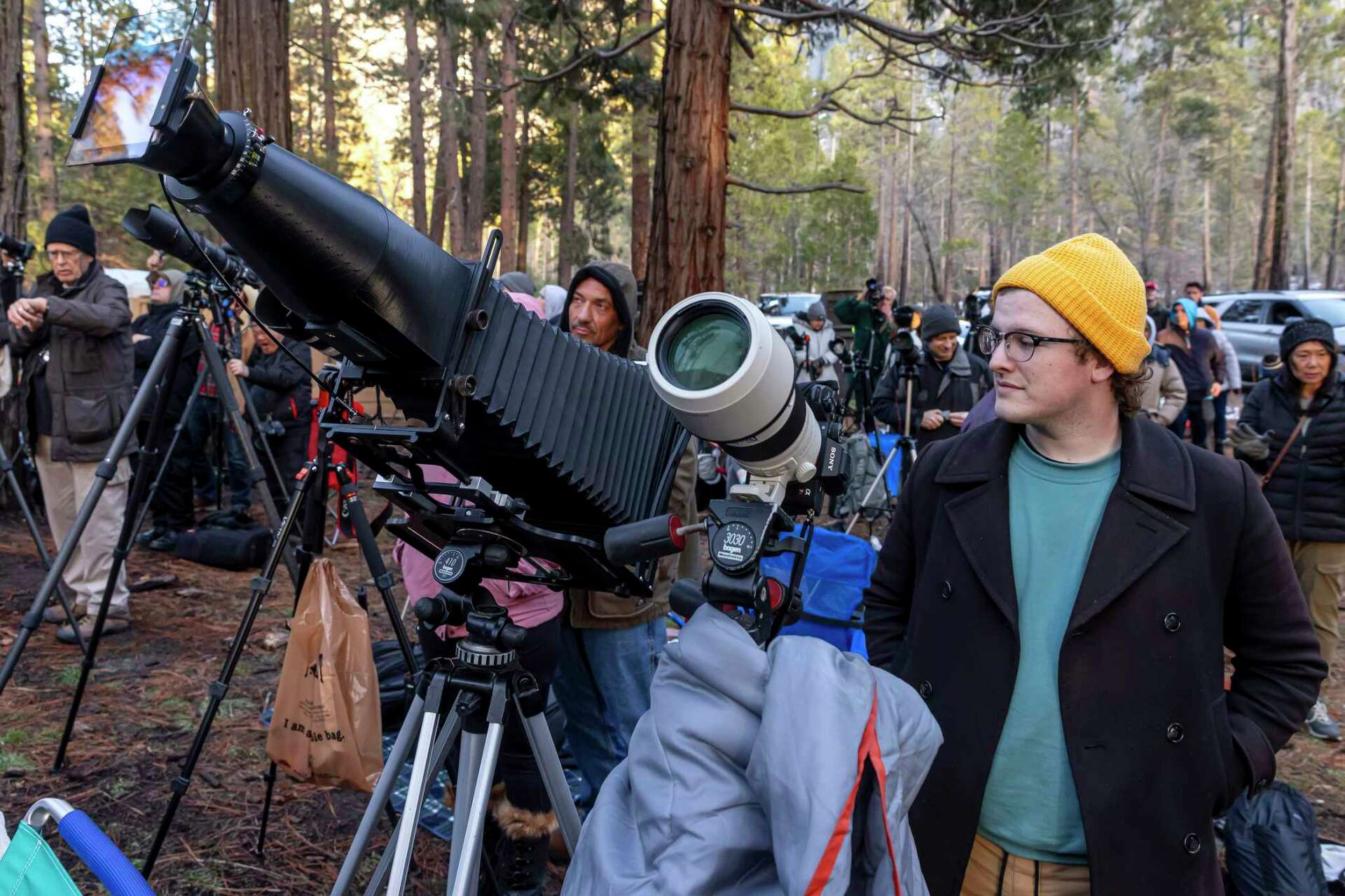 Yosemite reintroduces reservations for rare 'firefall' event