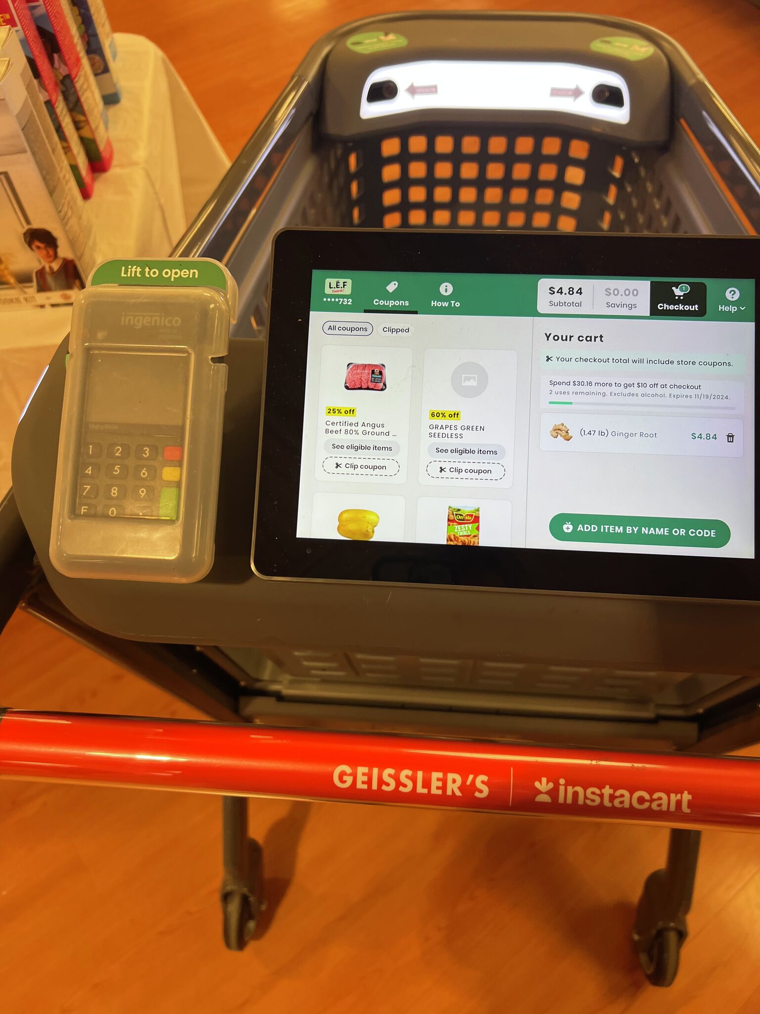New supermarket cart technology debuts at Geissler's in CT and Mass.