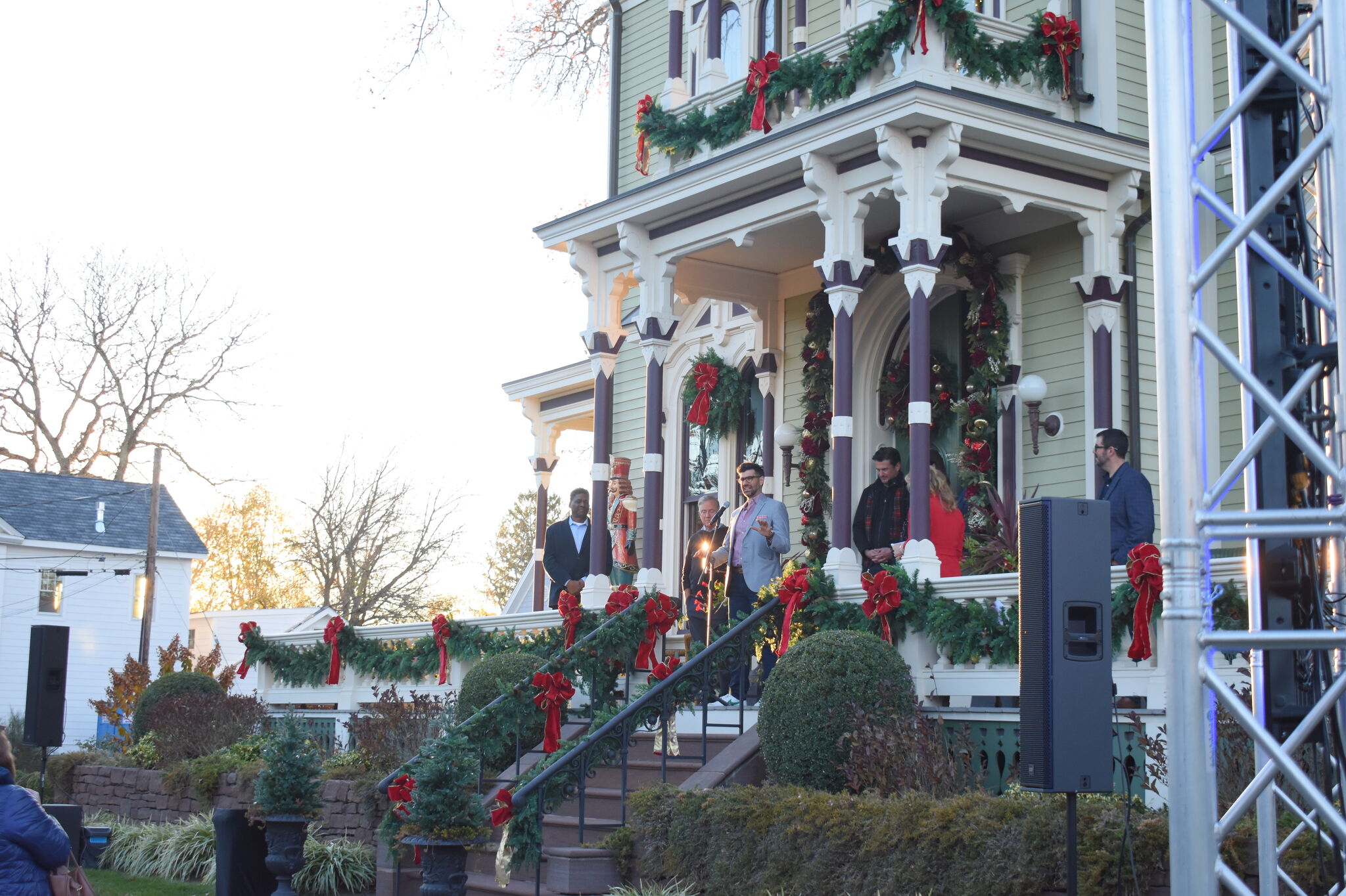 CT Christmas Movie Trail visitors can win a Mystic trip. Here's how