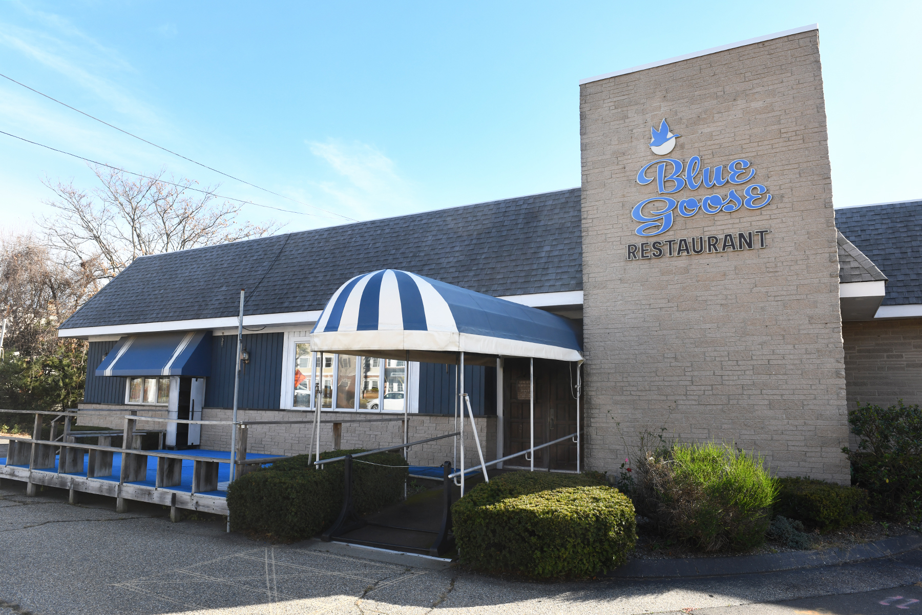 Stratford's Hitchcock Marine aims to relocate to old Blue Goose site