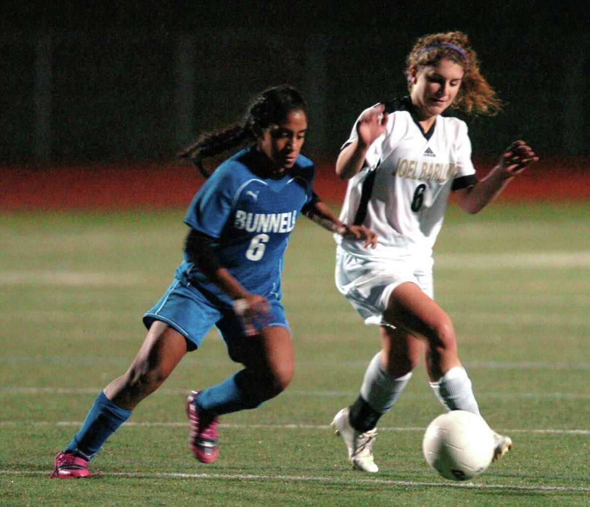 Raining champions: Barlow girls capture SWC soccer title