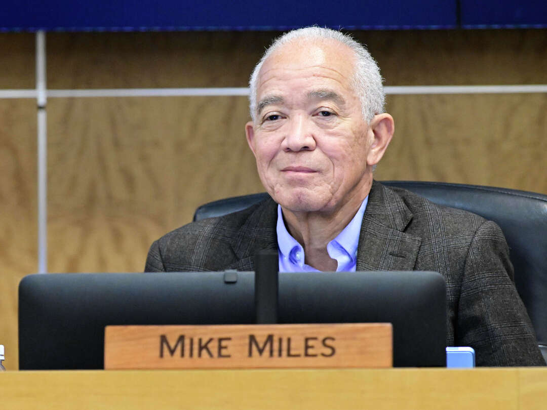 Houston ISD's Mike Miles admits $870M budget approval error
