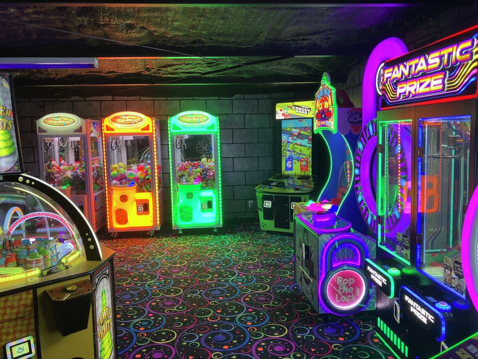 Boerne's Cooper's Kingdom finally opens magical mini golf space