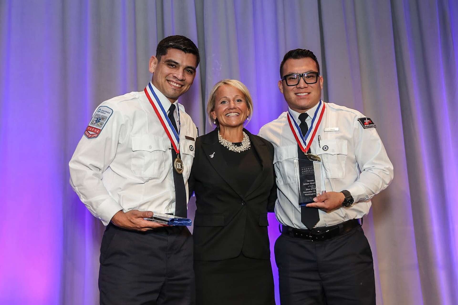 Paramedic honors Laredo heroes who saved her life in ambulance crash