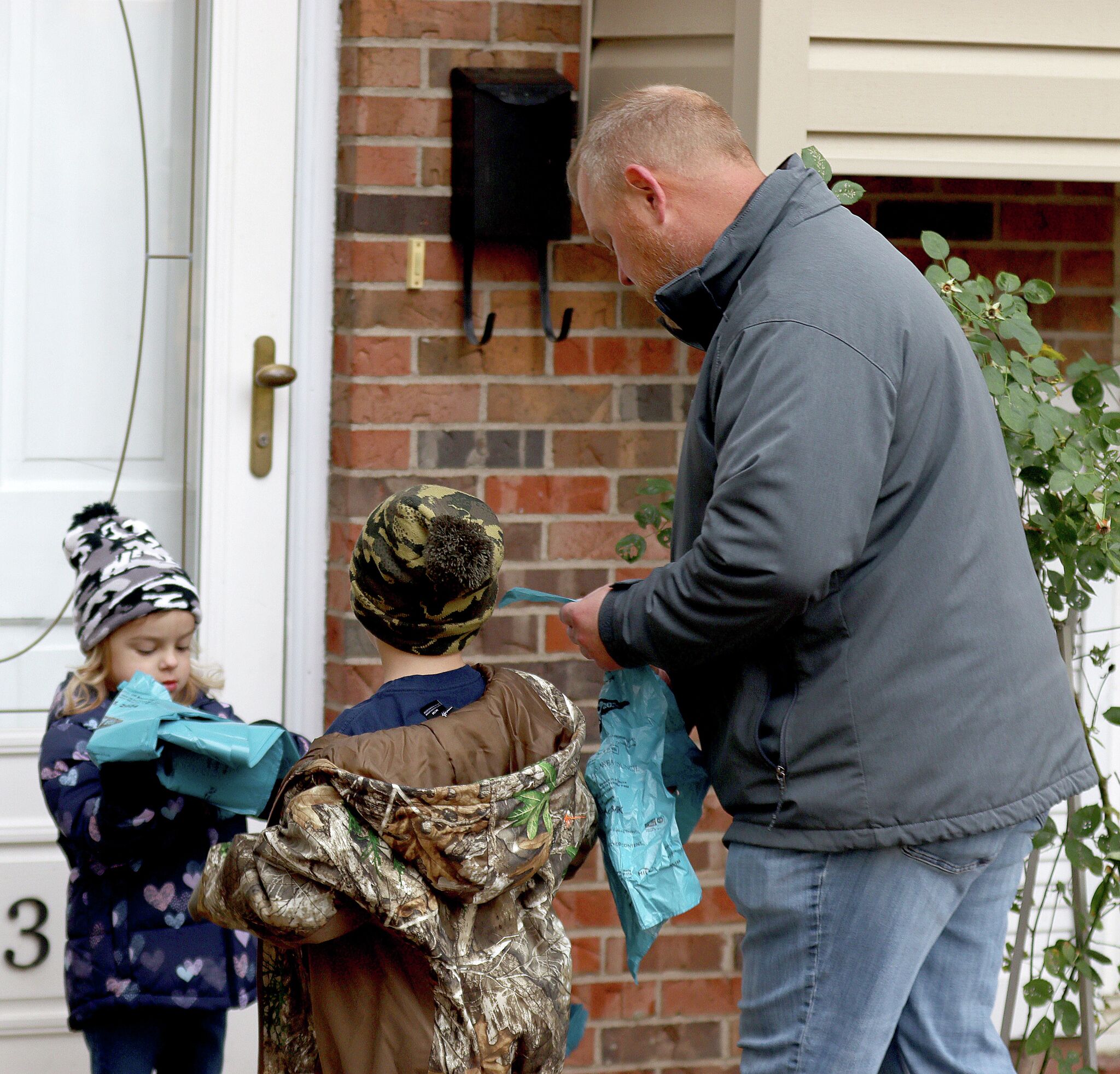 Scouting for Food drive is Nov. 15 in Edwardsville IL