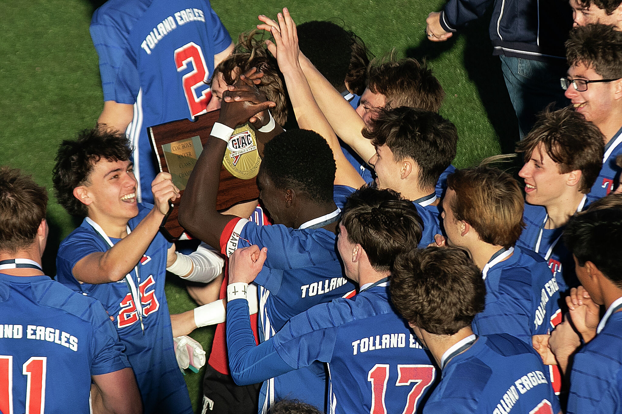 Former Warrant lead singer Jani Lane dies at 47 (with video)