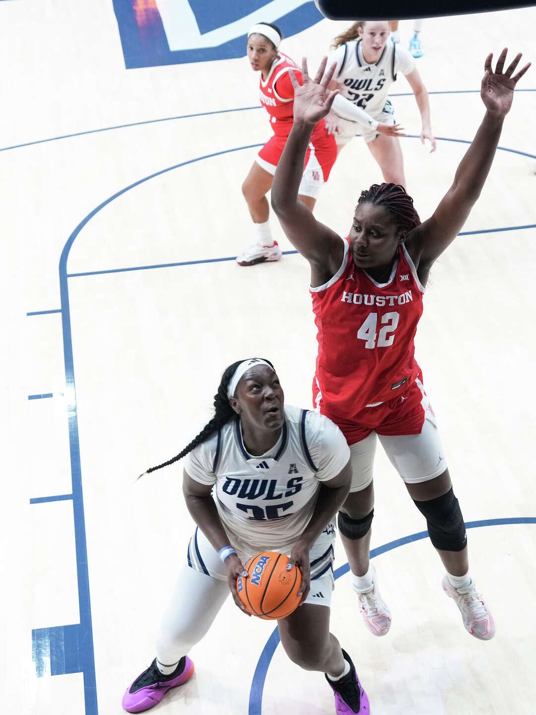 Rice Owls basketball: A week inside the growing women's program