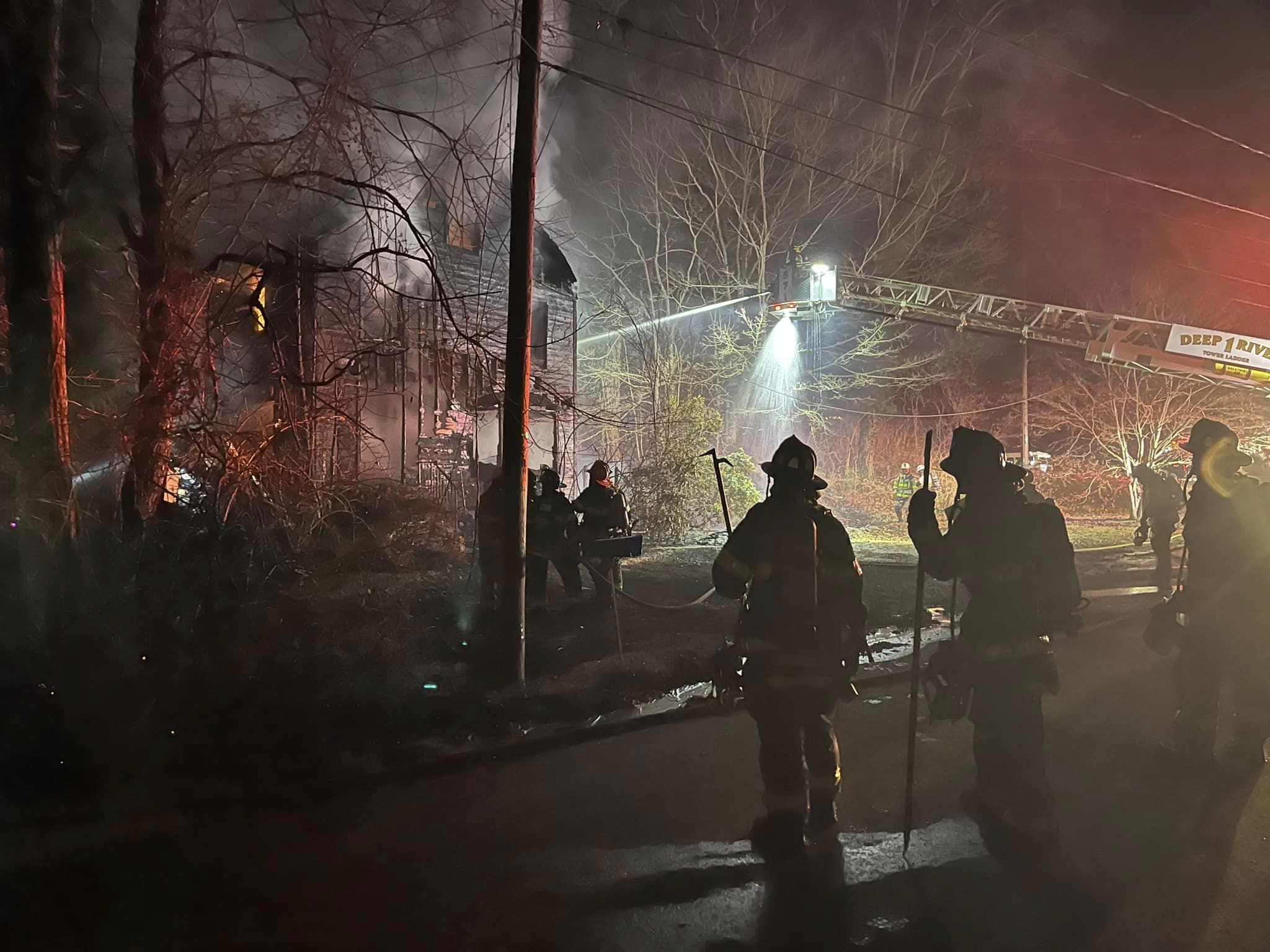 Officials: 1 dead following Deep River fire on West Bridge Lane