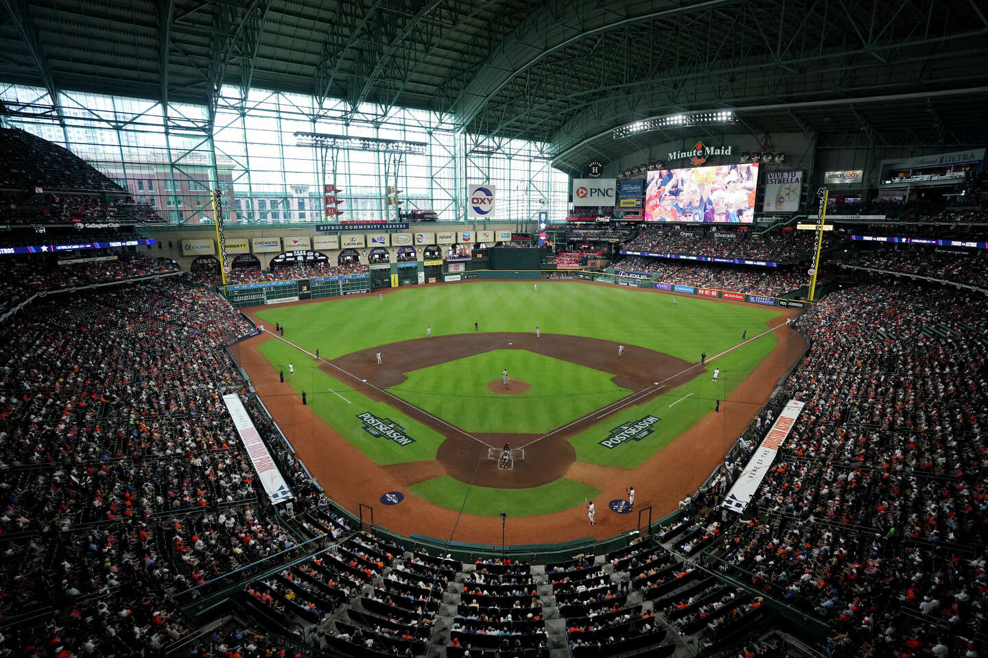 Leaked photo shows Astros ballpark may be changing name