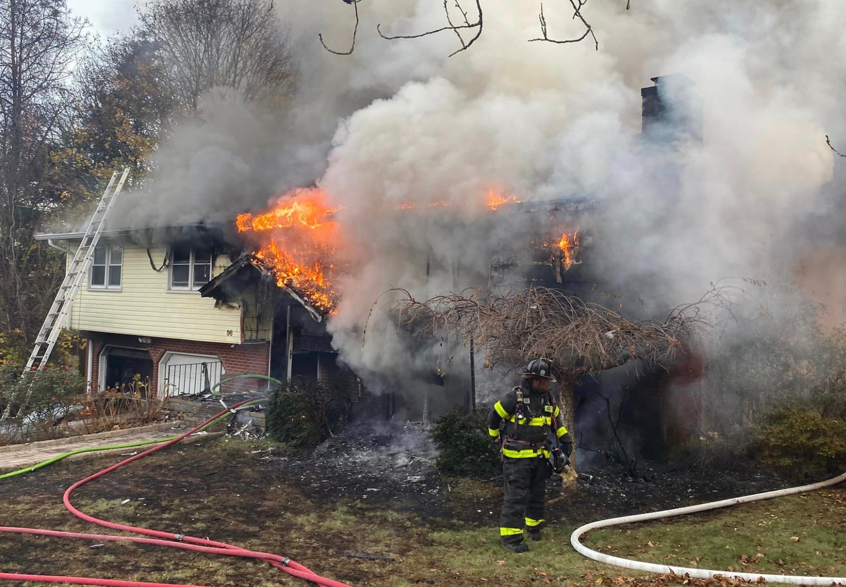 Hamden residents escape fire at Country Hills Road home, officials say