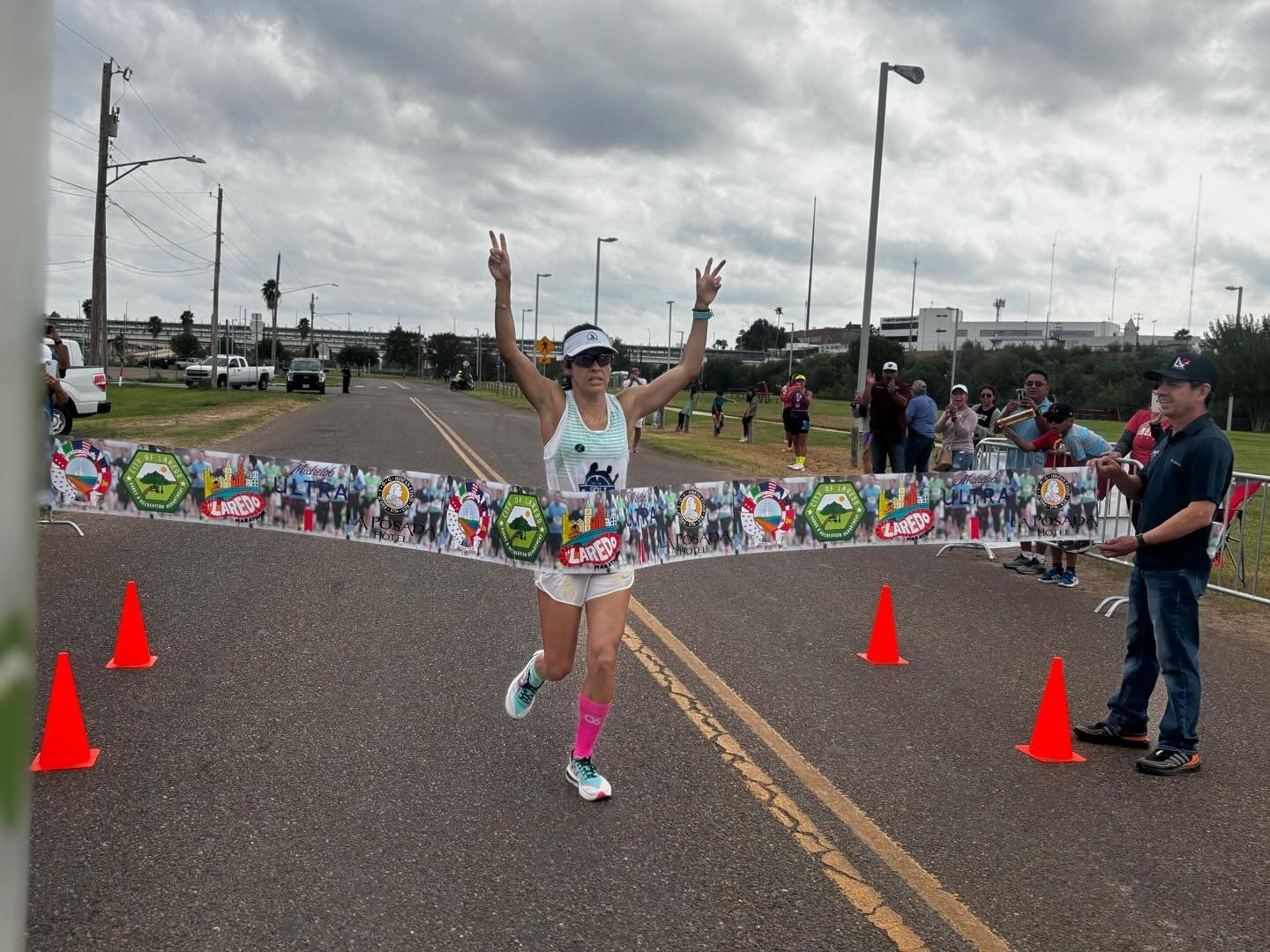 Fields runs for an early score before Jets' quarterback problems ...