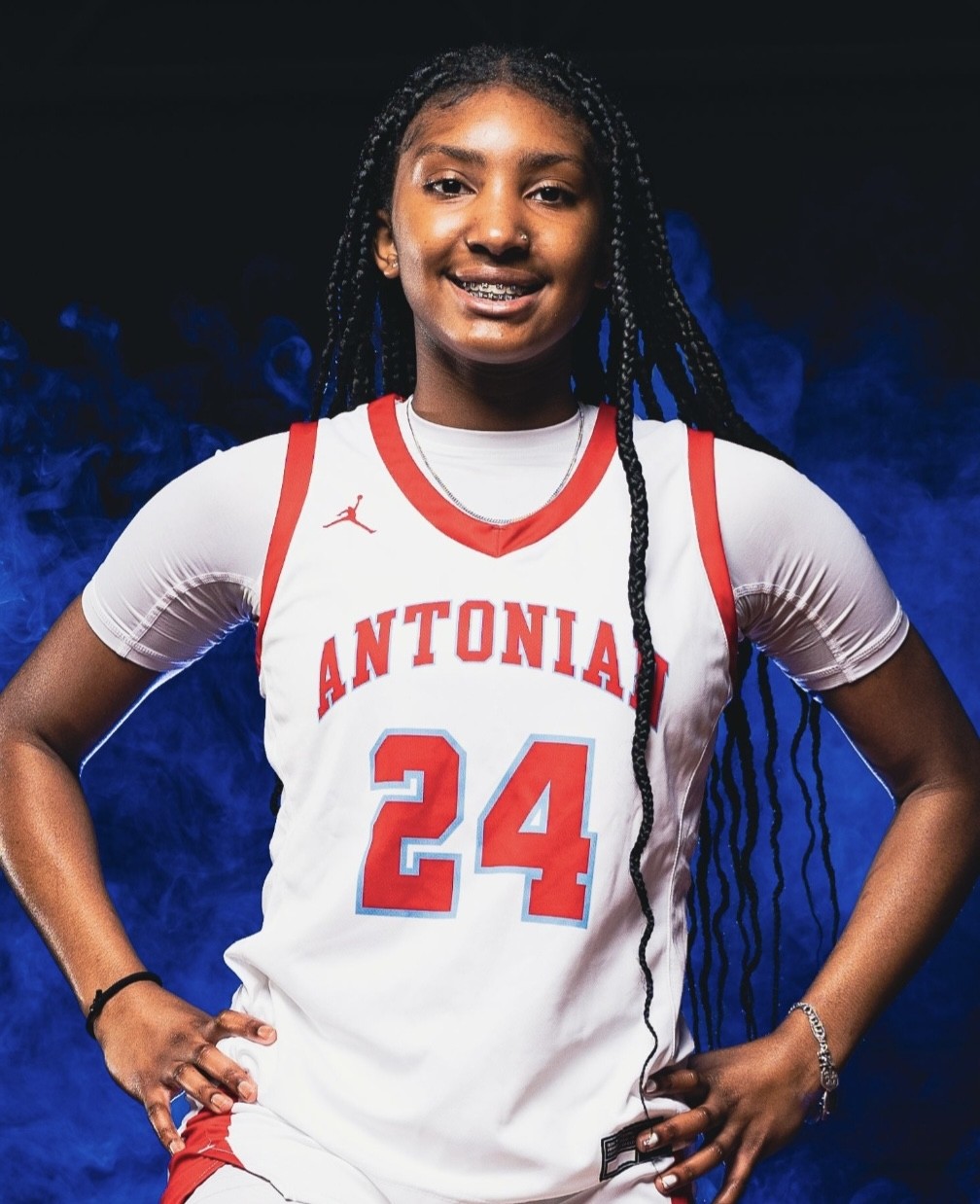 Antonian's Kyzarriah Fox selected girls basketball Player of the Week