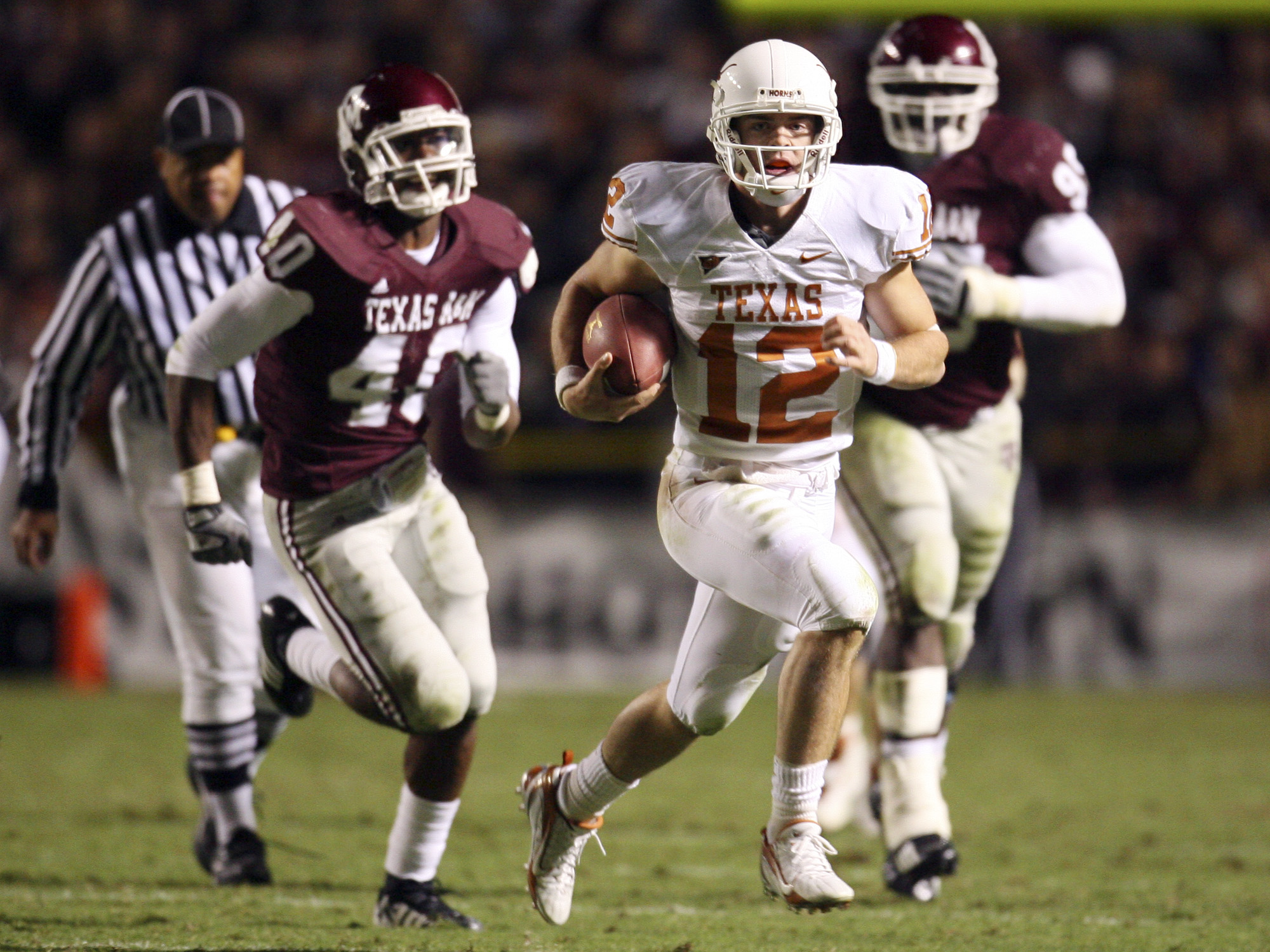Texas vs. Texas A&M rivalry game gets prime-time TV slot