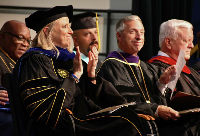 Donna Hedgepath officially inaugurated as Wayland Baptist president