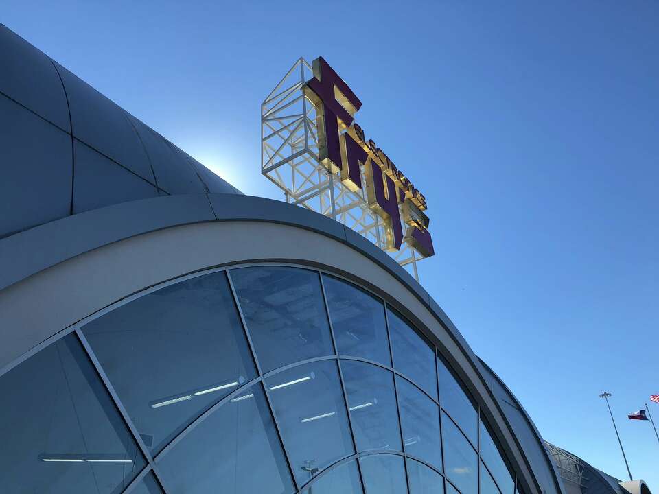 Old Houston Fry's Electronics to undergo $1.2M makeover