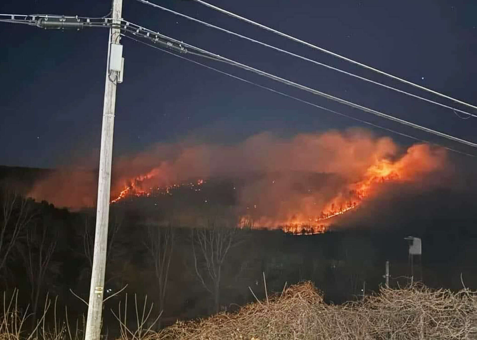Great Barrington fire smoke smell hits parts of Connecticut on Tuesday