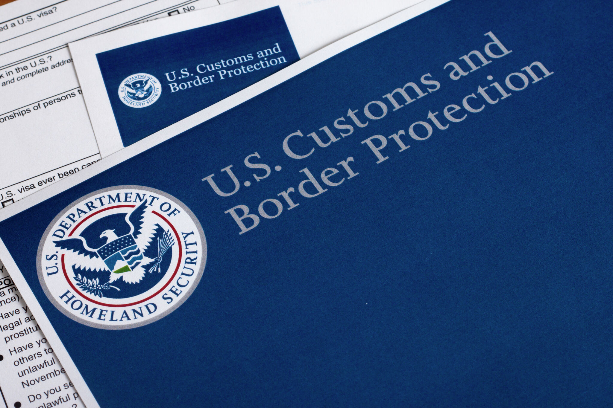 CBP arrests man with felony warrant at Laredo bridge