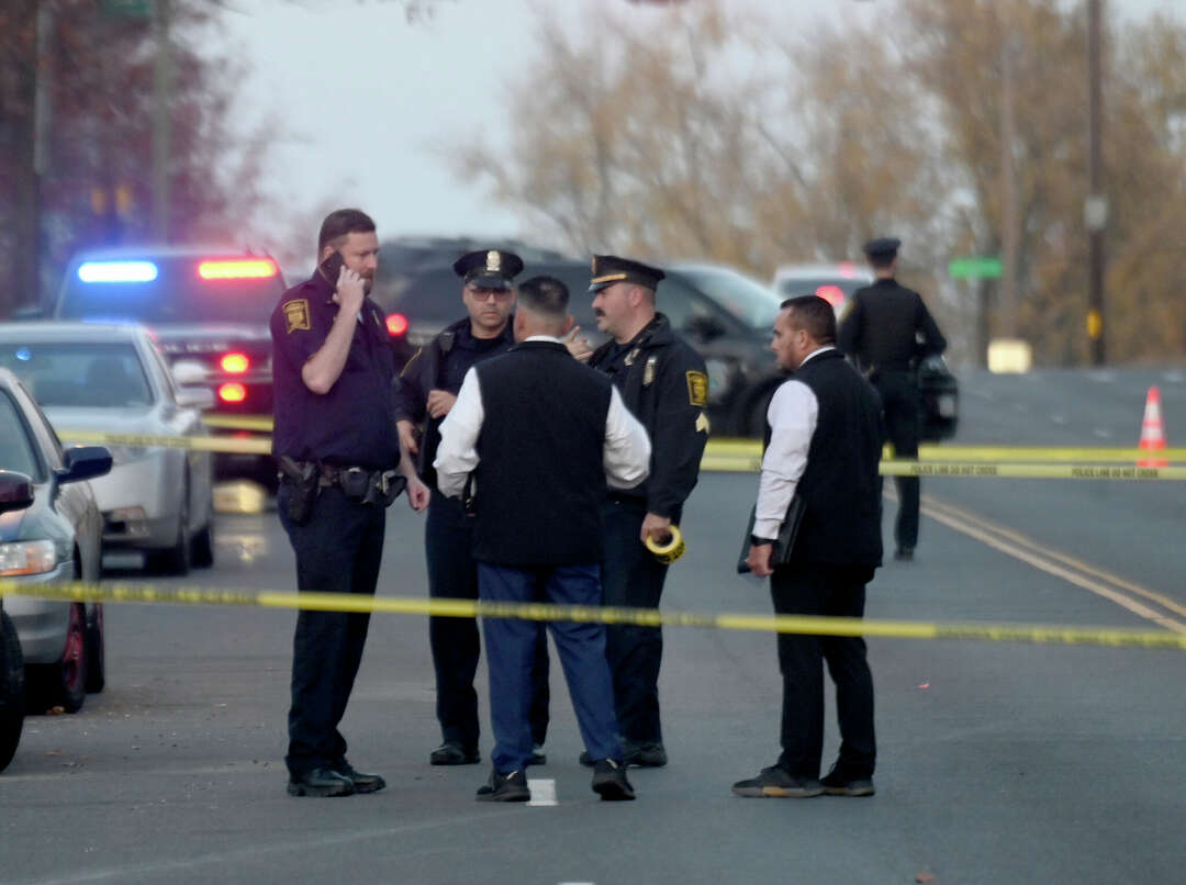 Hartford police: Mother and infant killed in drive-by shooting
