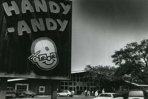Handy Andy logo and other grocery store icons of San Antonio