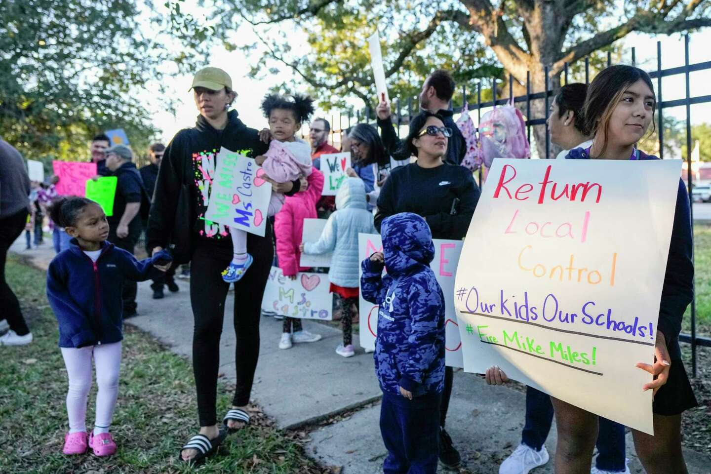 HISD parents protest for Lantrip Elementary principal placed on leave