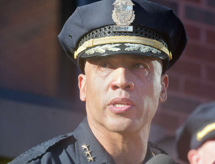 Police: Waterbury man sought in fatal Hartford shooting of woman, baby