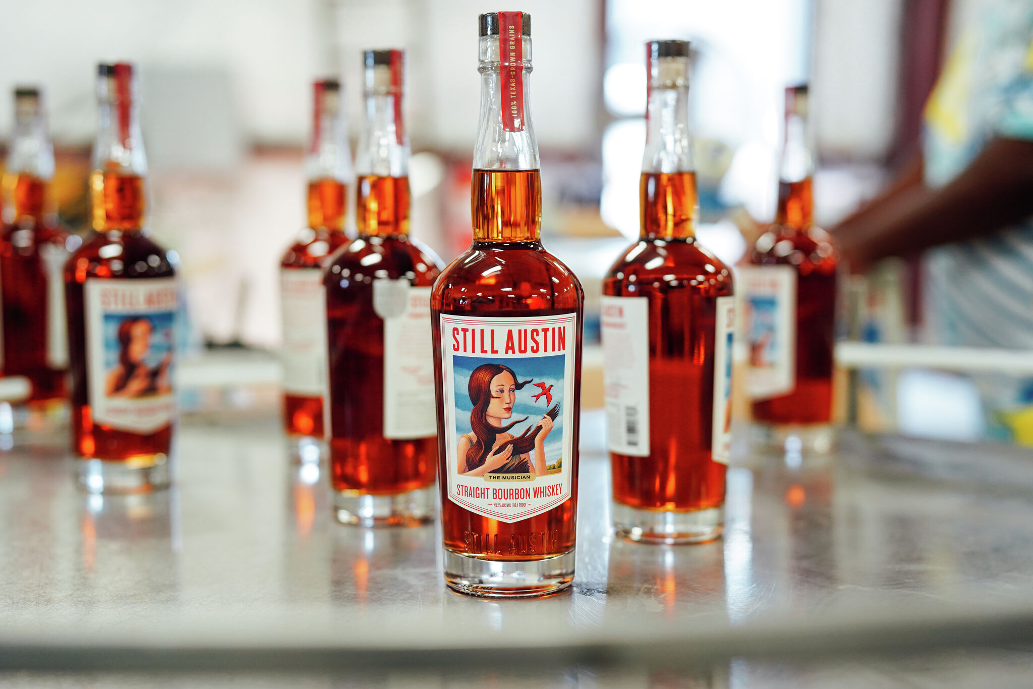 Texas distillery offers $1 bourbon refills as UT plays Kentucky