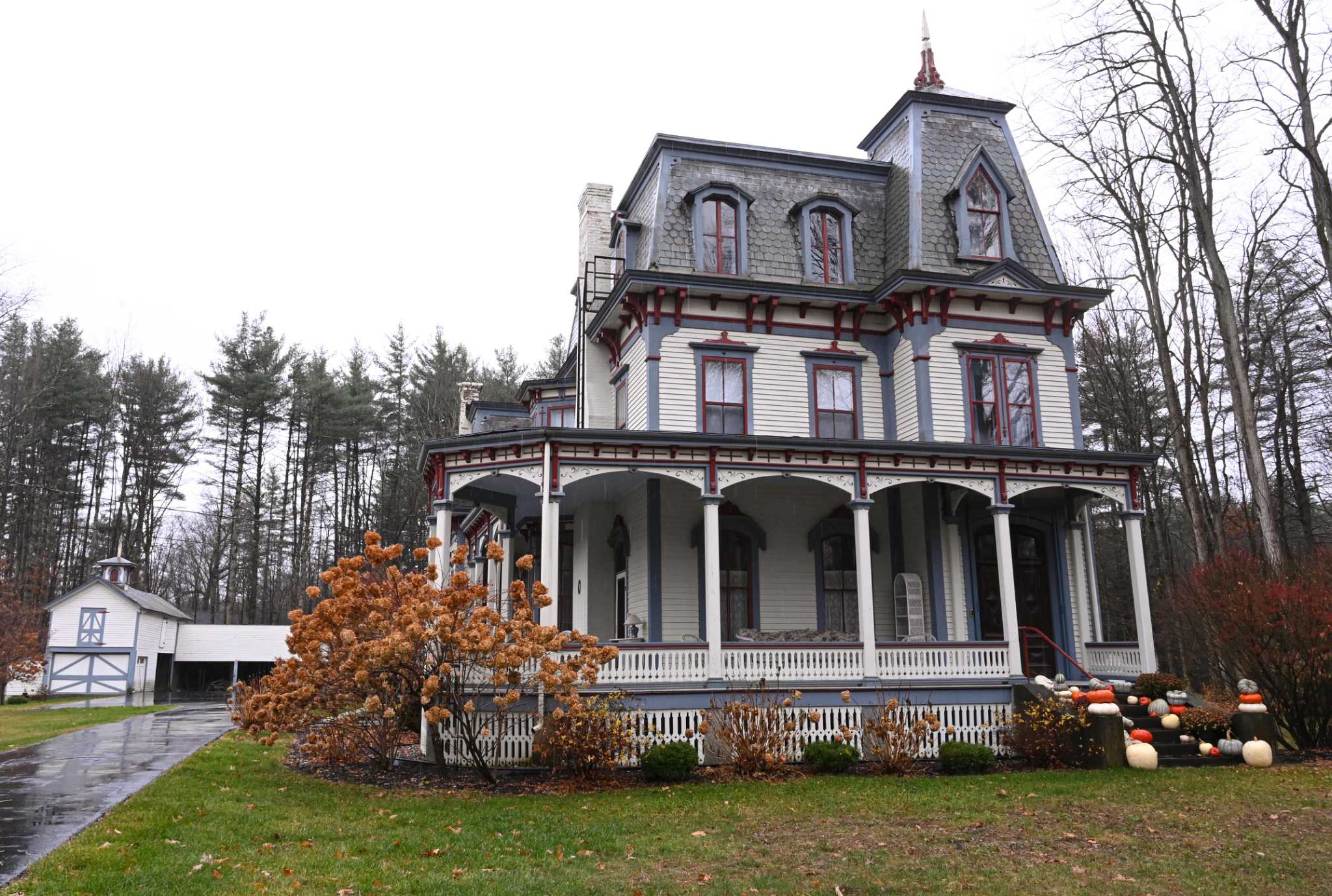 Saratoga Springs couple preserves Slade mansion, Chestwood
