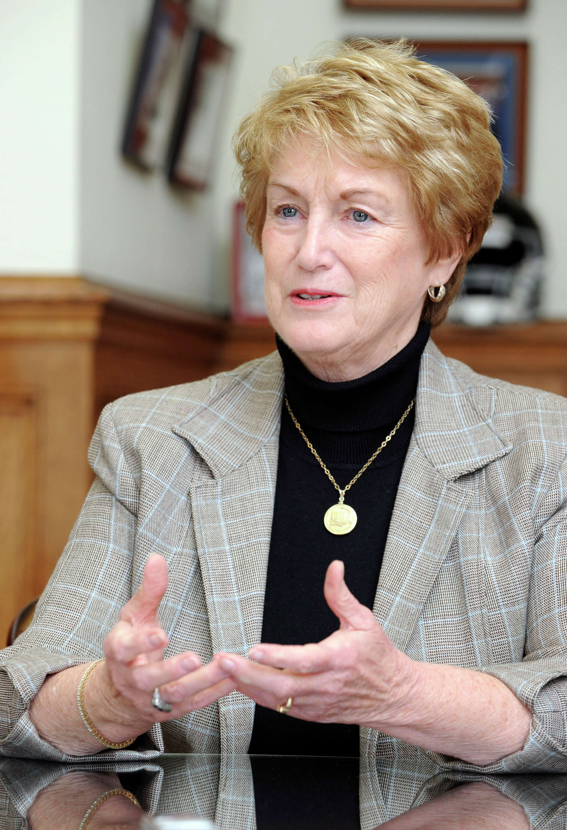 CT's M. Jodi Rell 'never lost her home' in rise to governor's office