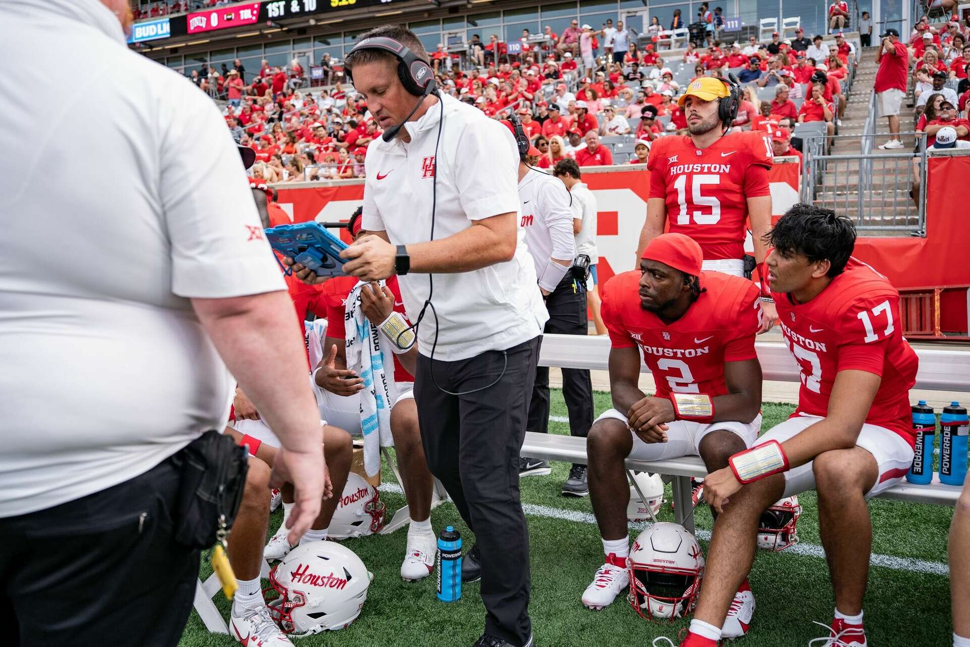 Report: UH football's Shawn Bell a finalist for Sam Houston job