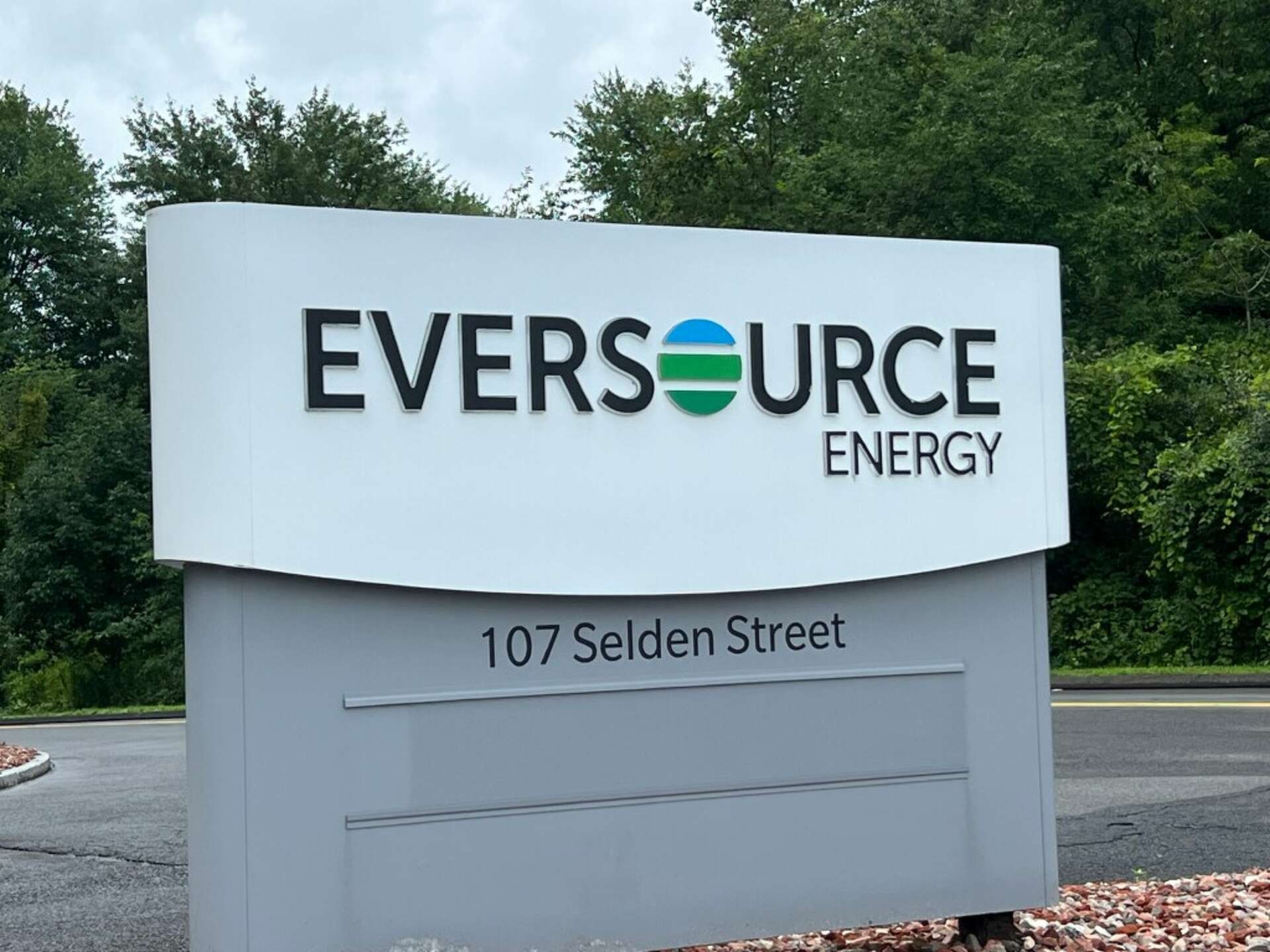 Eversource PURA CT filing seeks $4 per month cut to customer bills