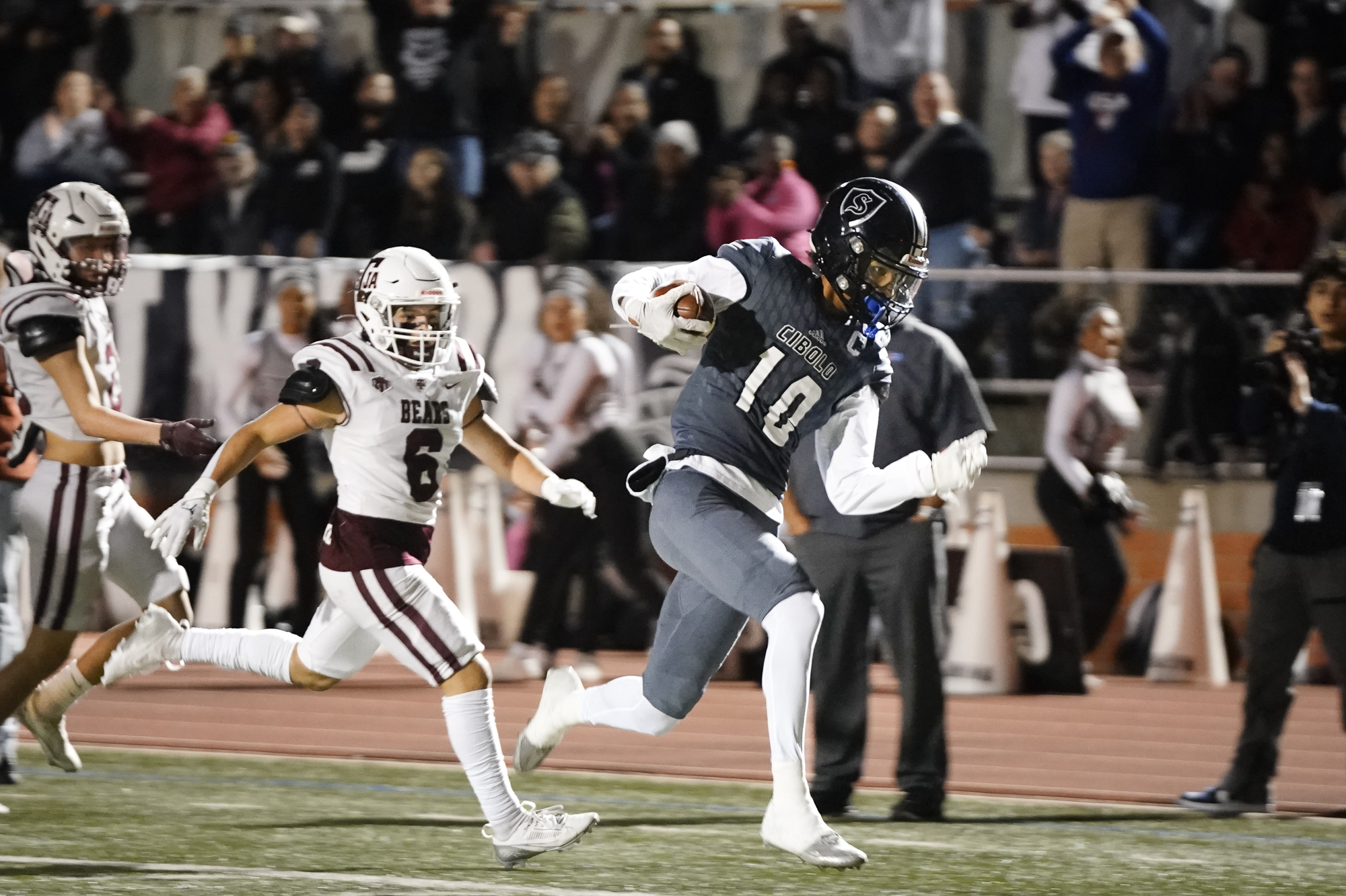 Steele football cruises past PSJA in playoff rout