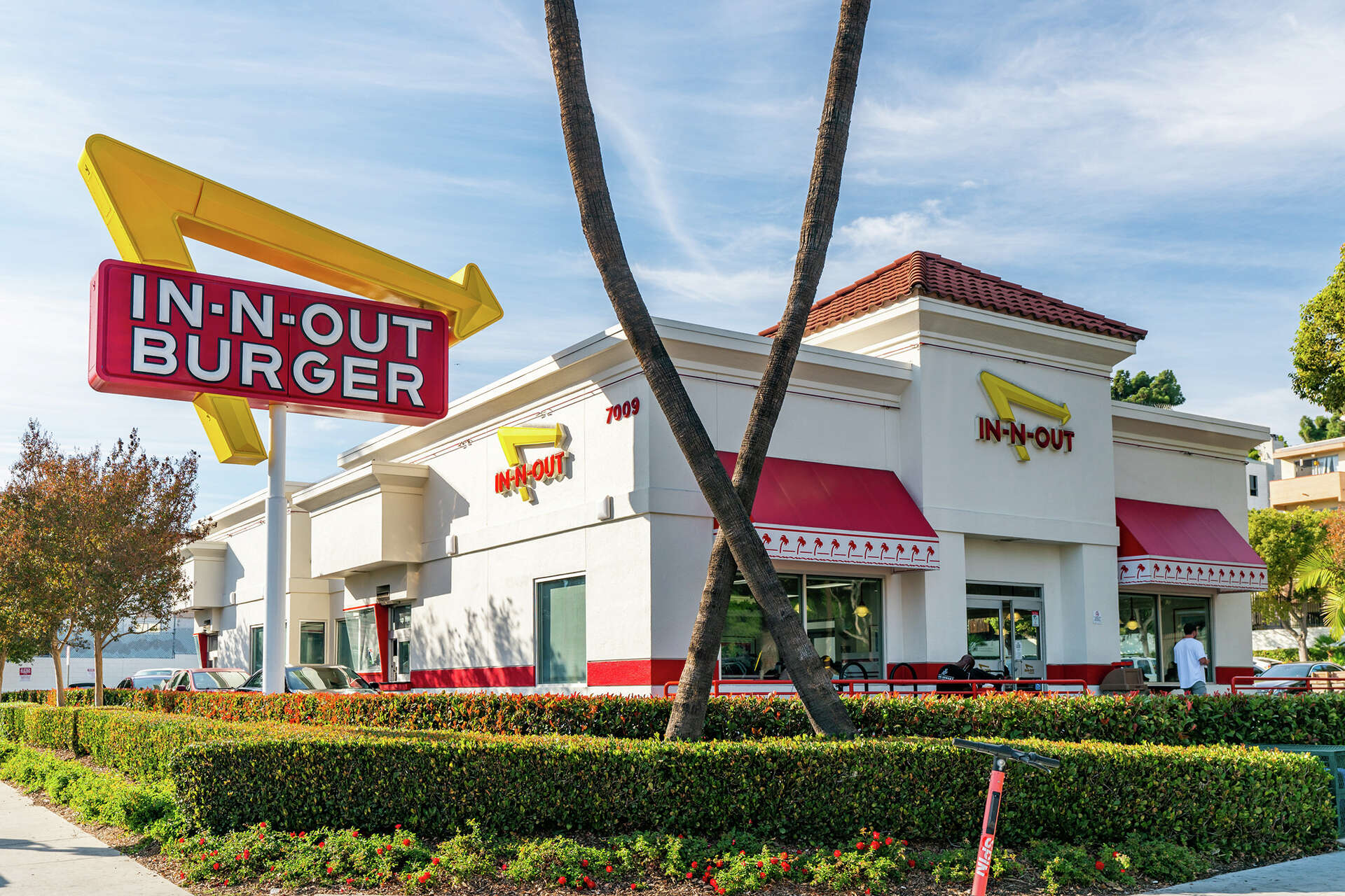 In-N-Out announces it's closing its Orange County headquarters