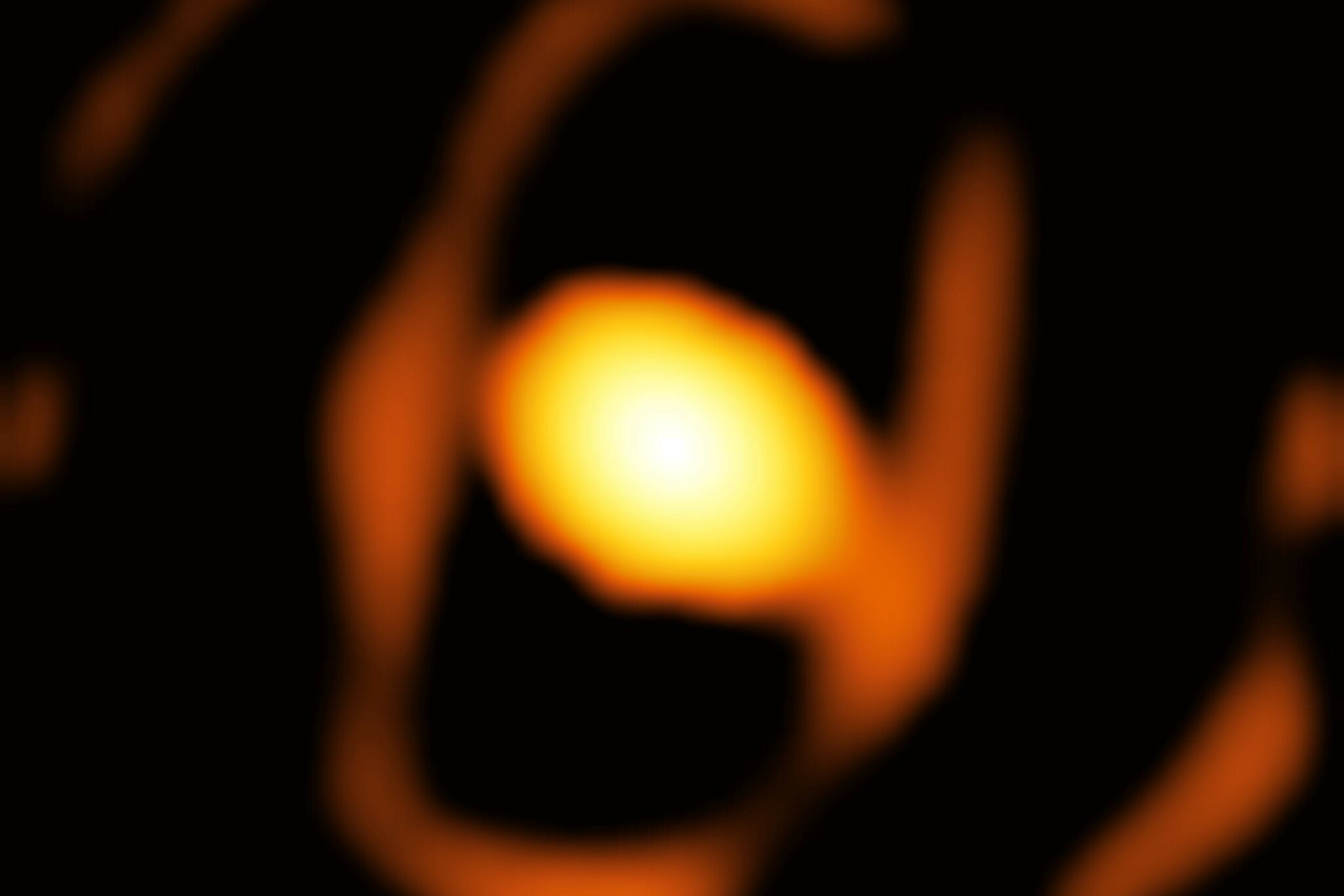 Star outside galaxy imaged in detail for the first time