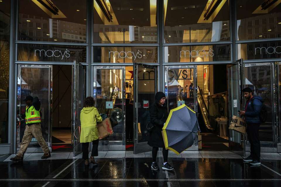 Buyers are emerging for San Francisco’s iconic Macy’s complex