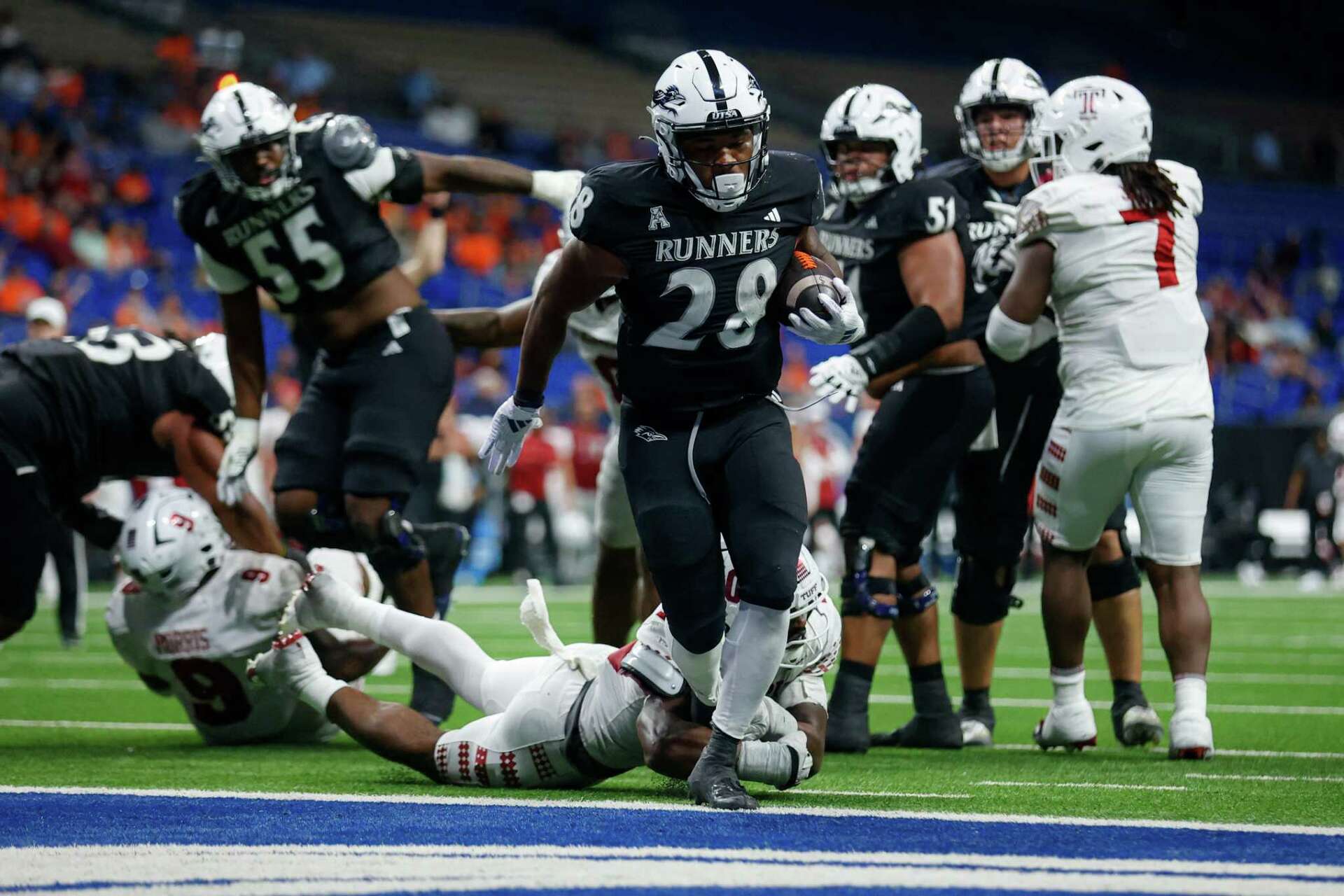 UTSA roster on track to be near full strength for bowl