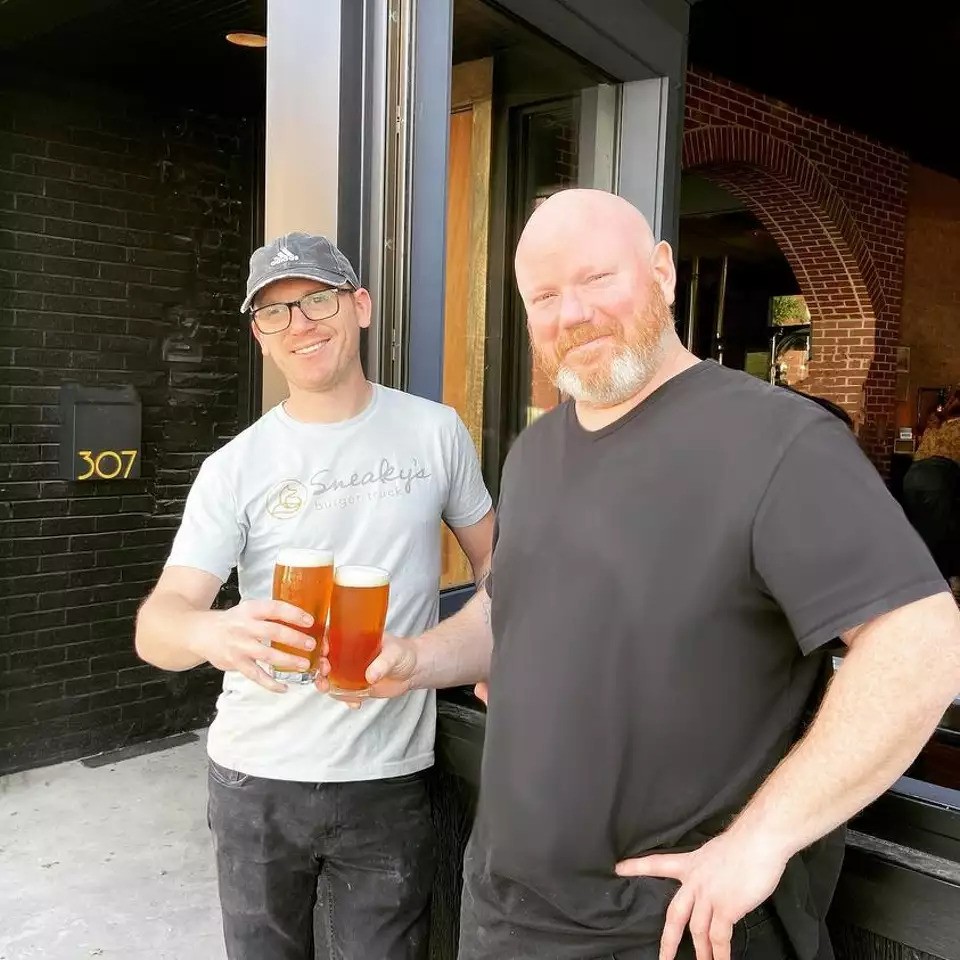 Sneaky’s Bar & Burger Joint celebrates growth in Edwardsville