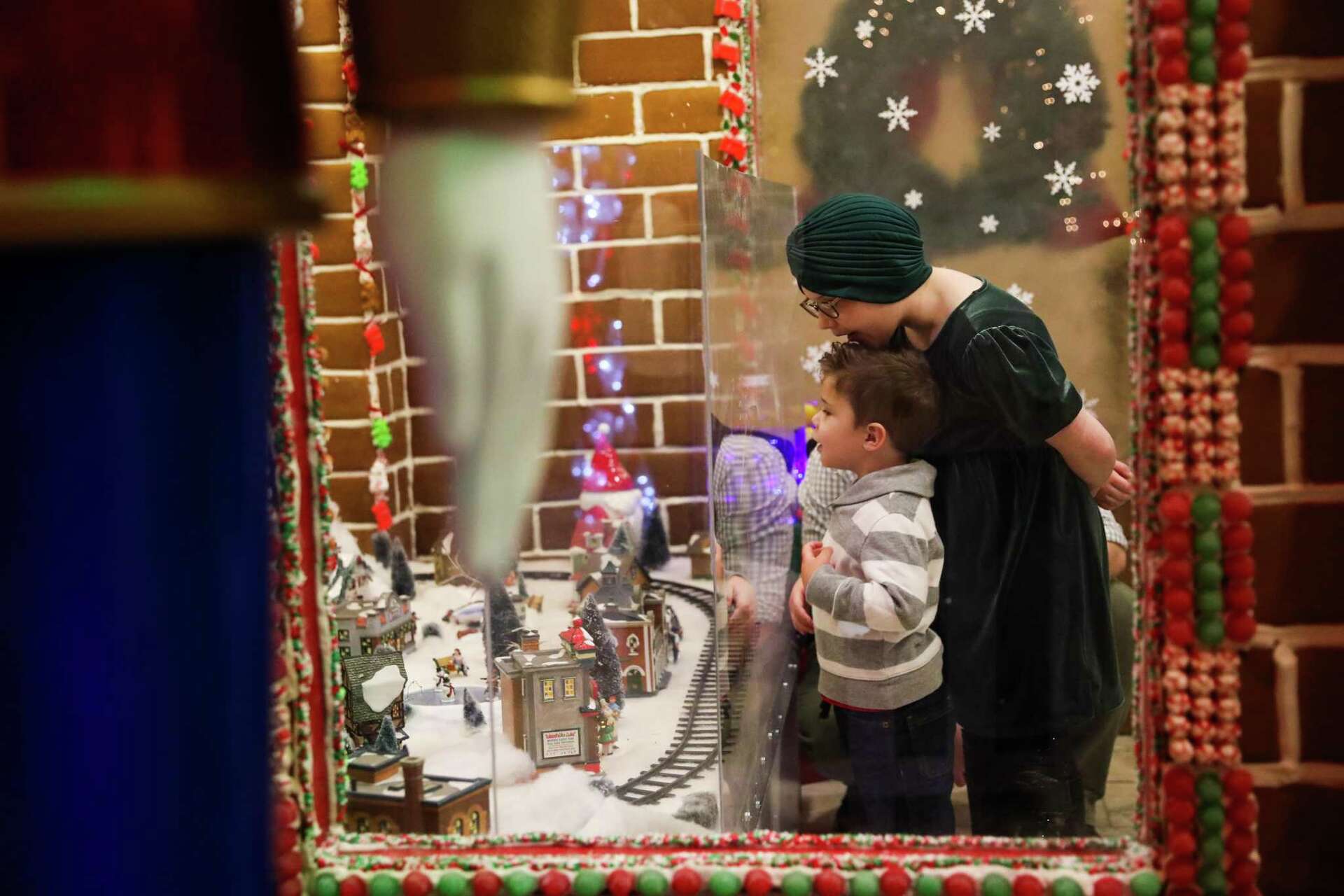 SF's giant gingerbread house a marvel of baking and engineering