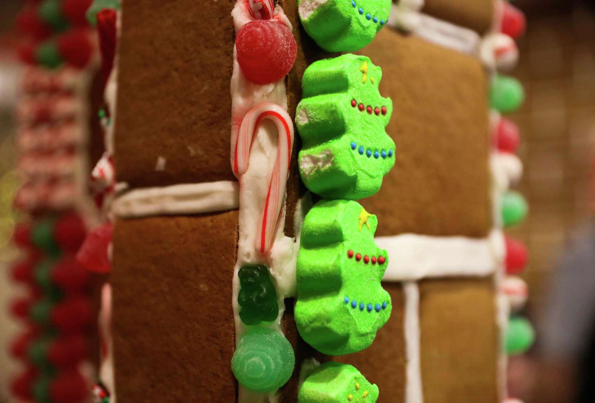 SF's giant gingerbread house a marvel of baking and engineering