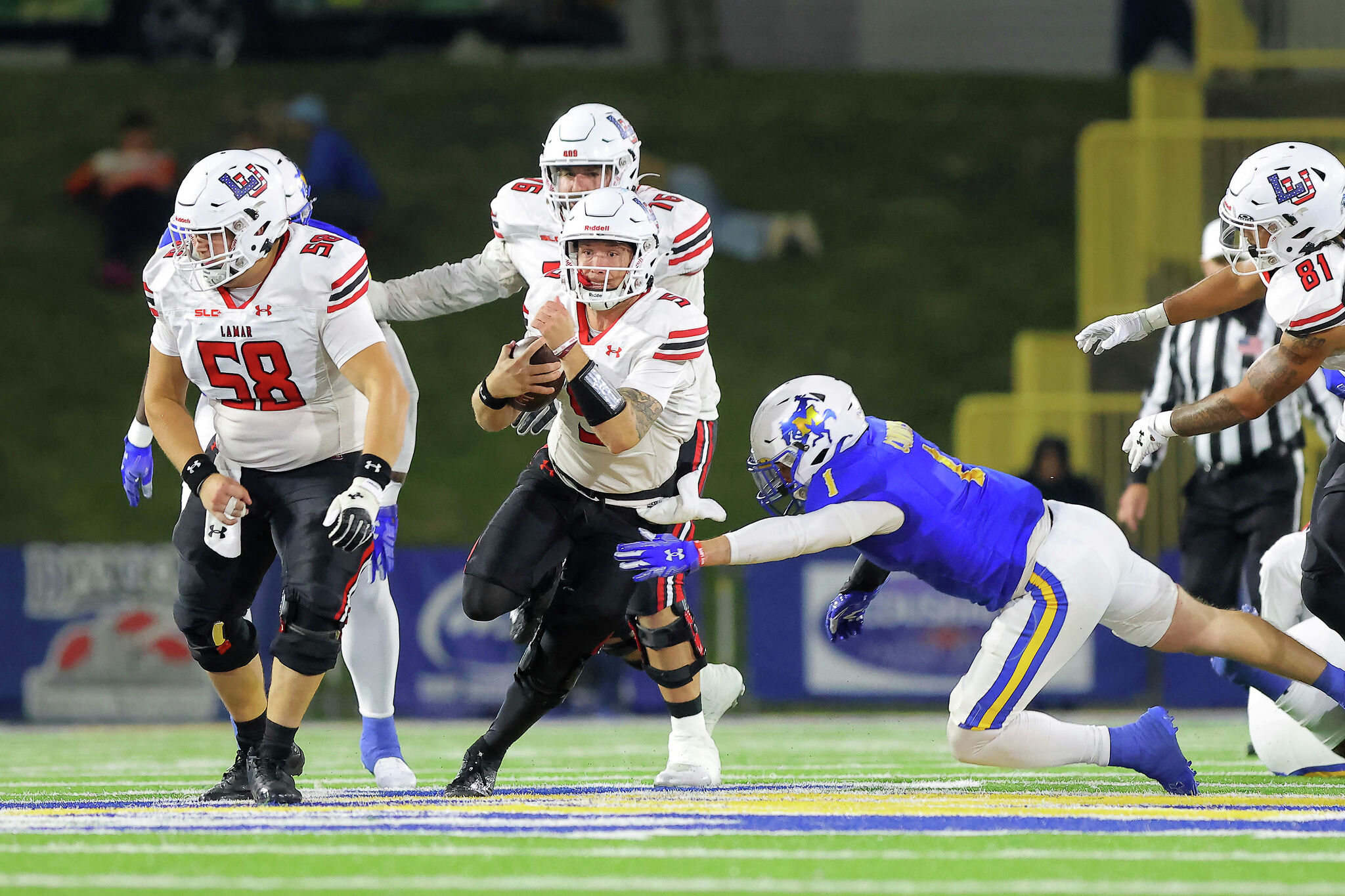 Lamar football beats McNeese with touchdown pass on final play