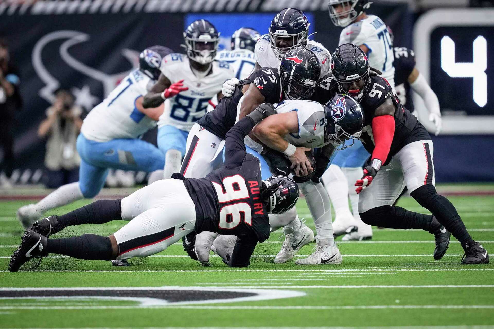 Tennessee Titans 32, Texans 27: How Houston lost at home to rival