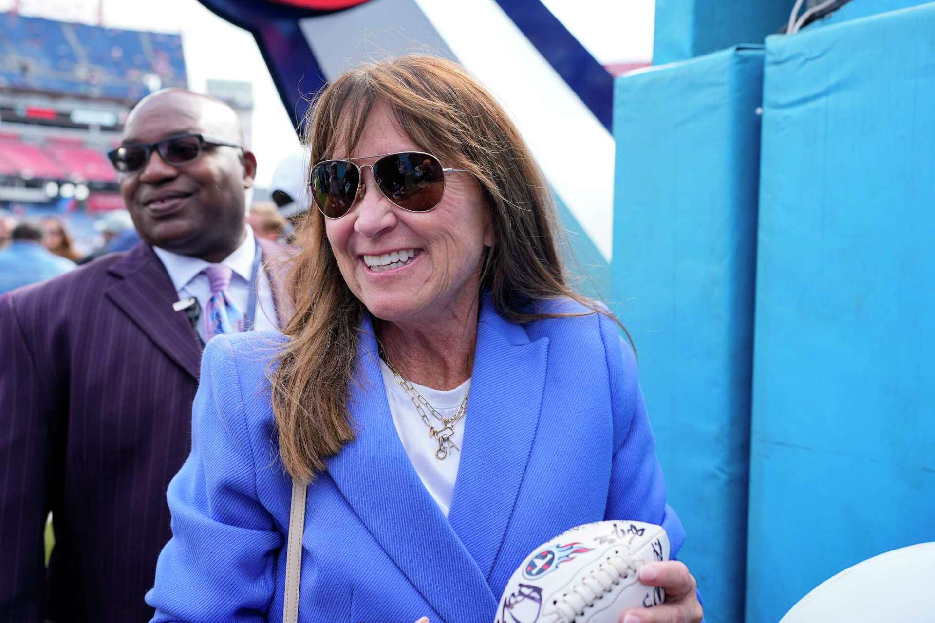 Amy Adams Strunk gets game ball from Titans after win over Texans