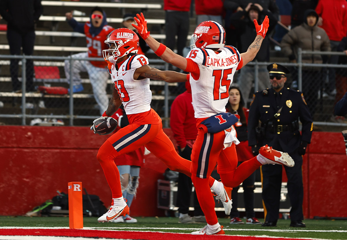 For Bryant, Illini can give thanks to Lovie / LOREN TATE