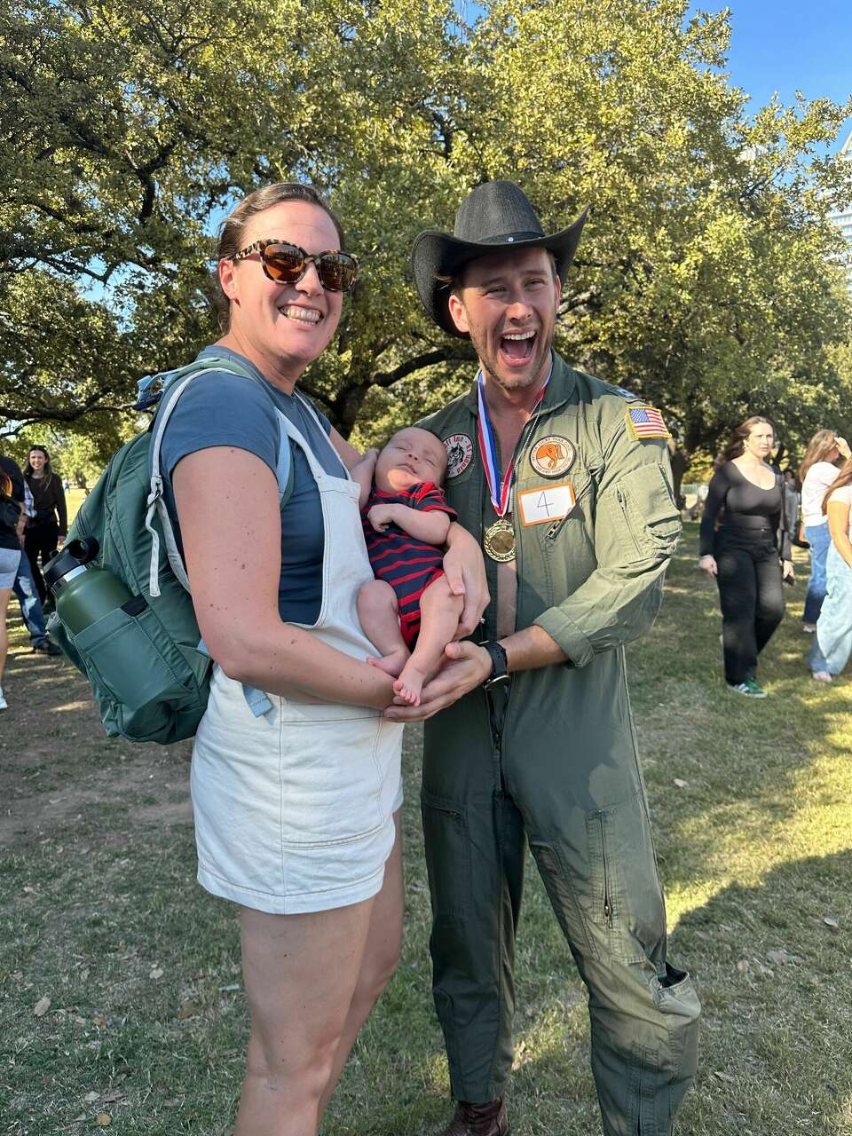 Glen Powell look-alike crowned by his mom Cyndy in Austin