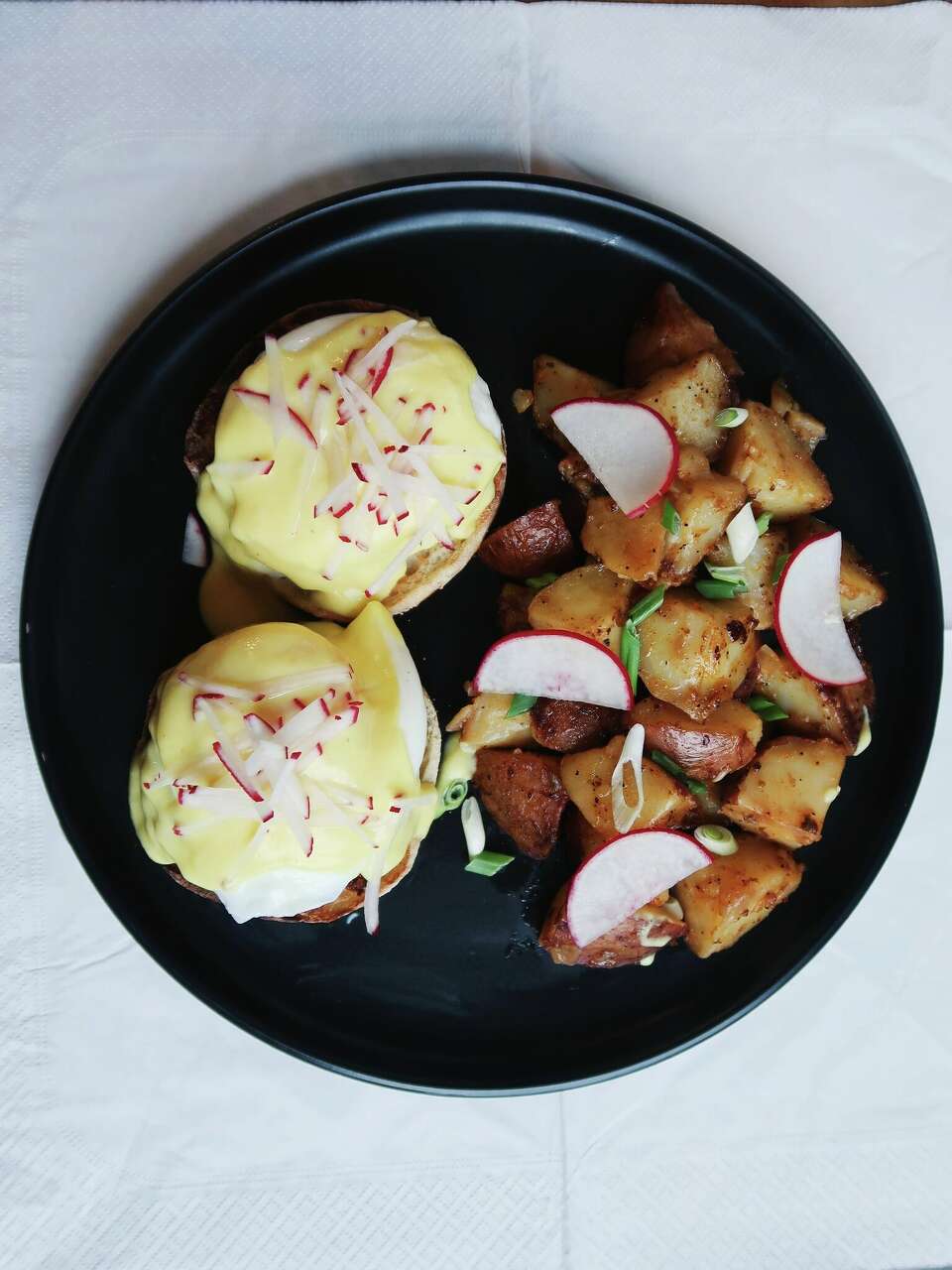 Ani’s Kitchen opens in Southington at former Bird Dog BBQ space